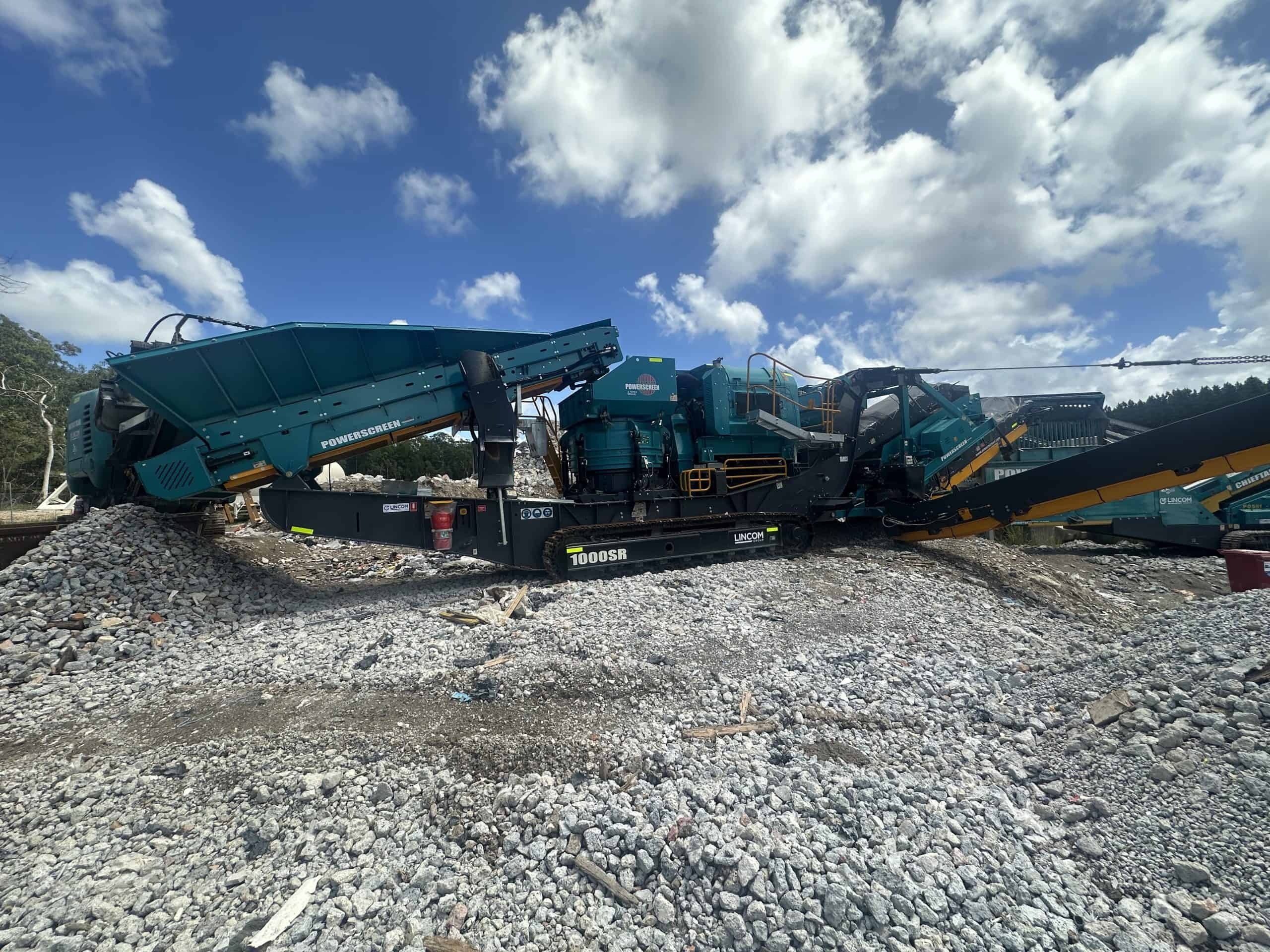 Powerscreen 1000SR Maxtrak - Lincom Group