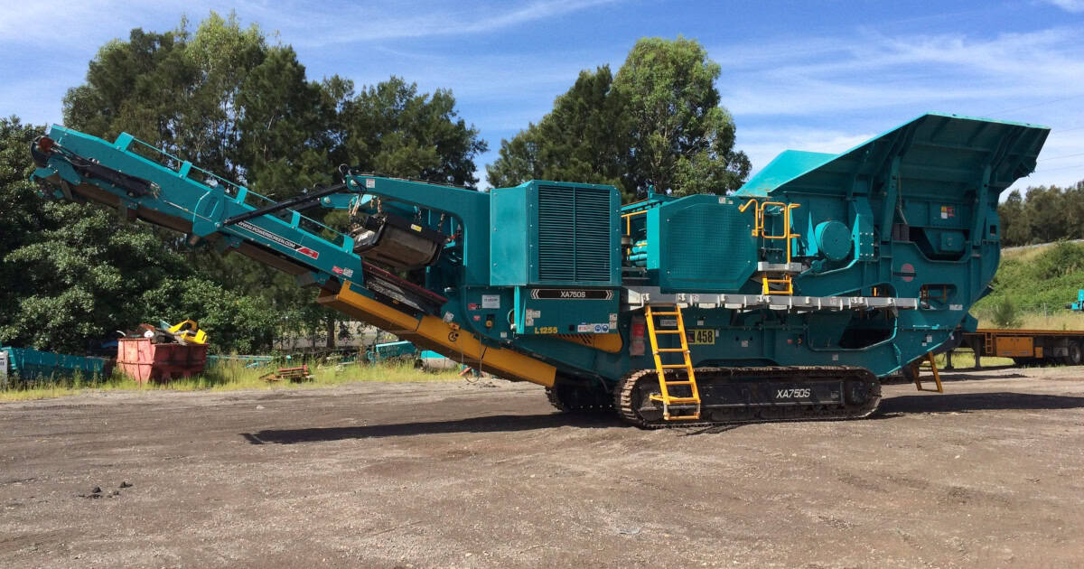 Conveyor / Hopper Feeder - Lincom Group